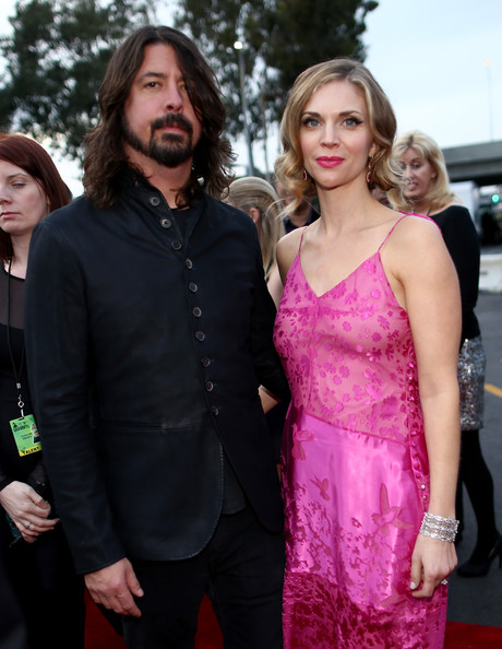 Dave Grohl dos Foo Fighters foi pai pela terceira vez - MoveNotícias