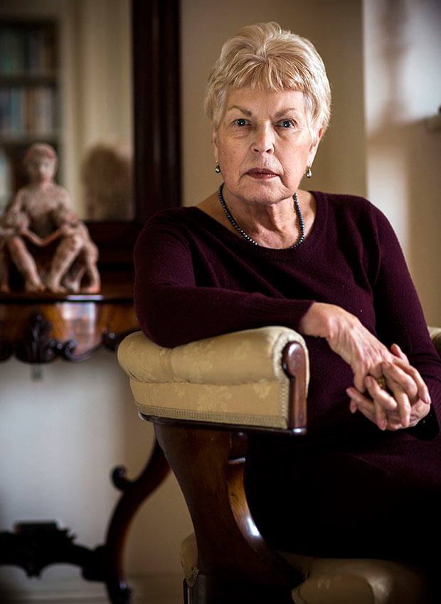 Escritora britânica Ruth Rendell em estado crítico após sofrer AVC ...