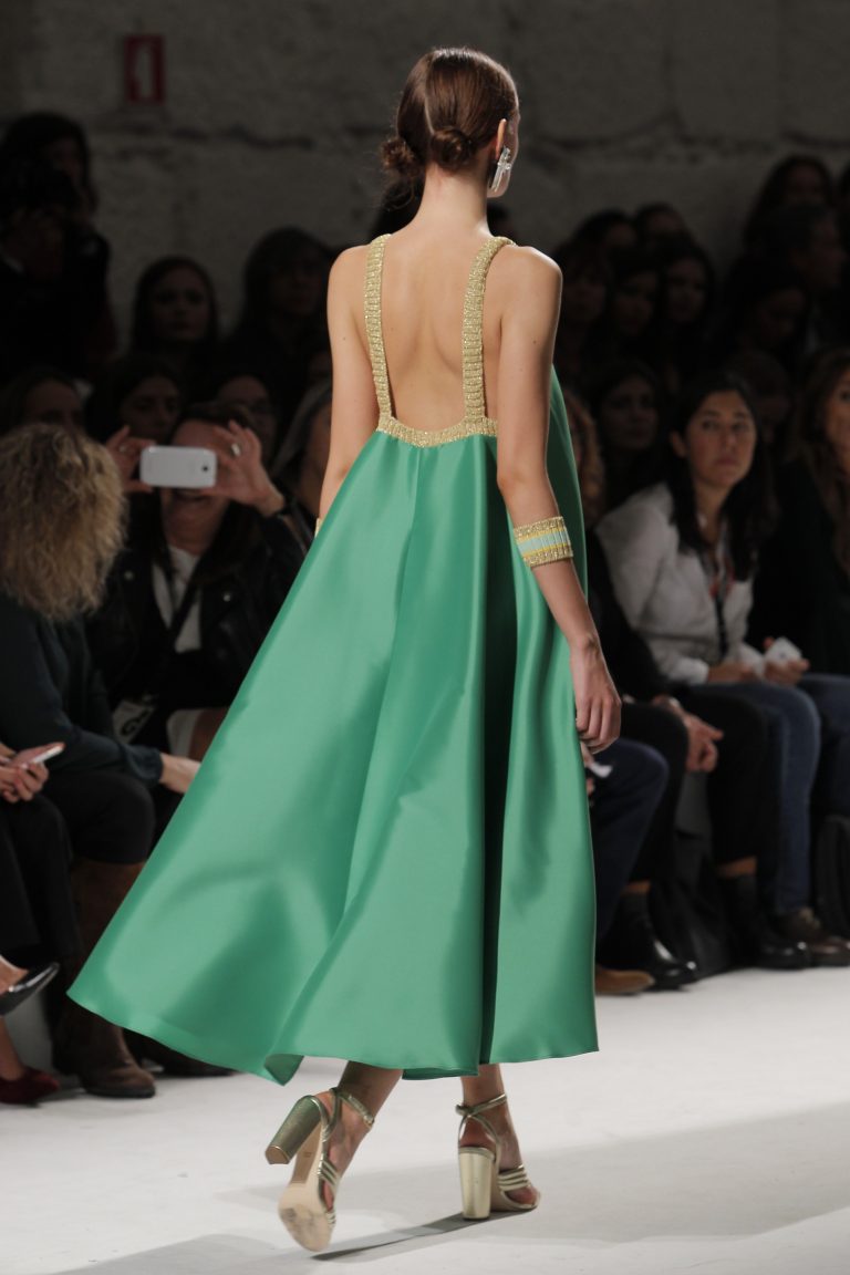 Carlos Gil mais irreverente para conquistar o mundo - MoveNotícias