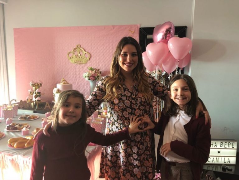 Mulher de Ukra celebra chá do bebé após partida do futebolista para a ...