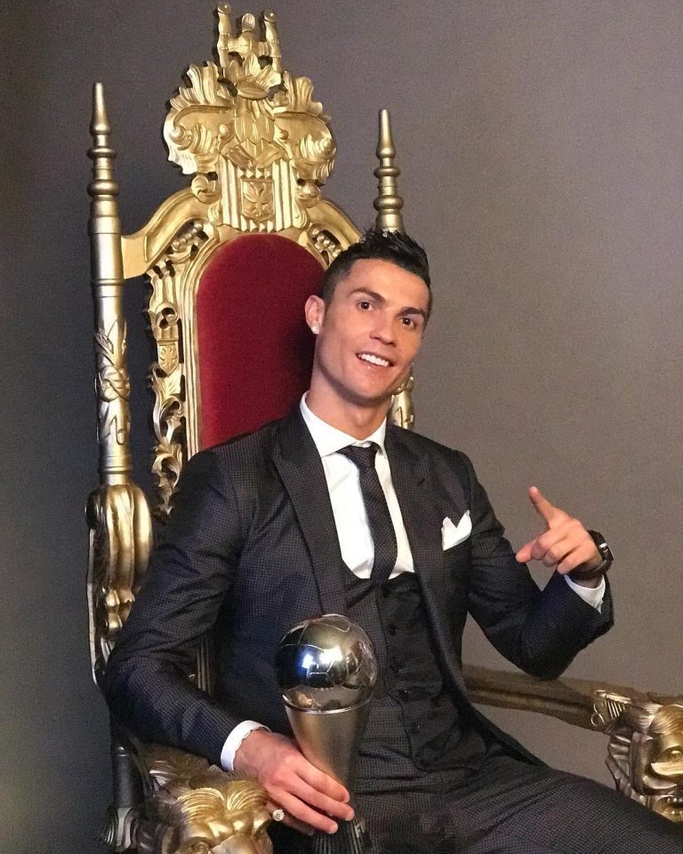 Fotos inéditas mostram lado mais íntimo de Cristiano Ronaldo, família e ...